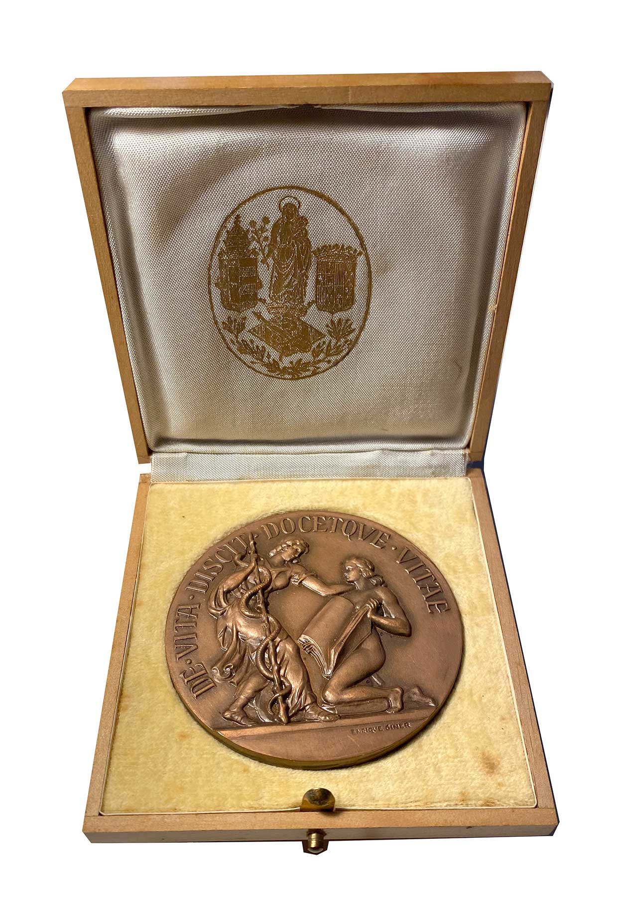 Medala que se acuñó con motivo de la inauguración del nuevo edificio de ...